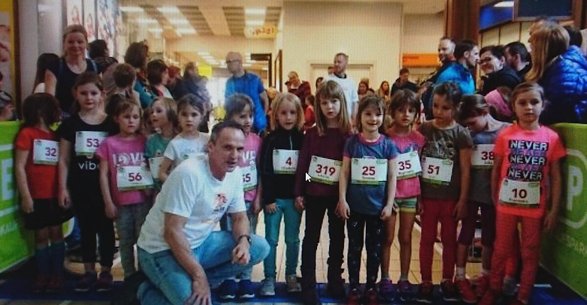Traunsee Halbmarathon bietet auch den Kleinsten die Chance, Meter zu ...