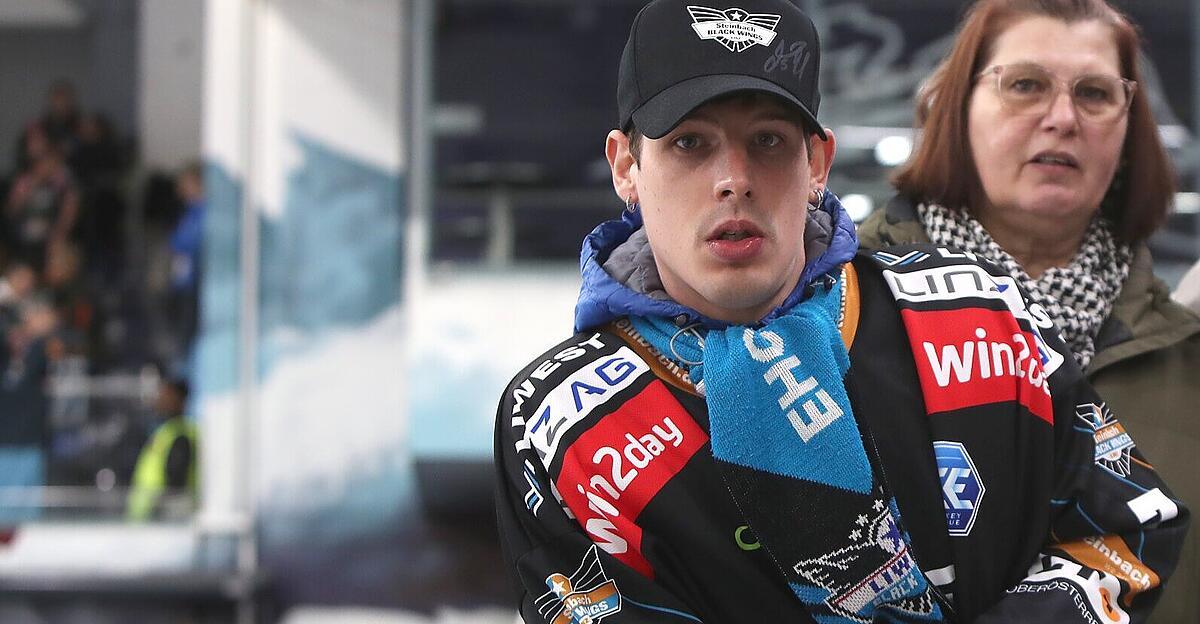 Wie Rollstuhlfahrer Michael Wolfinger Kraft aus den Spielen der Black ...