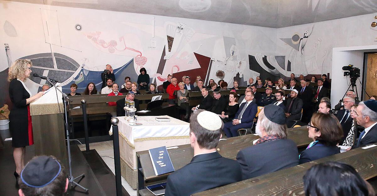 Neue Gedenktafel für jüdische NS-Opfer in Linz | Nachrichten.at