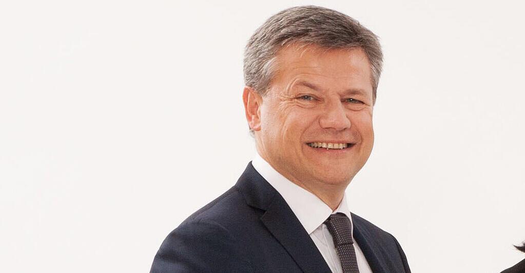Trauer um BBRZ-Direktor und Geschäftsführer Roman Pöschl | Nachrichten.at