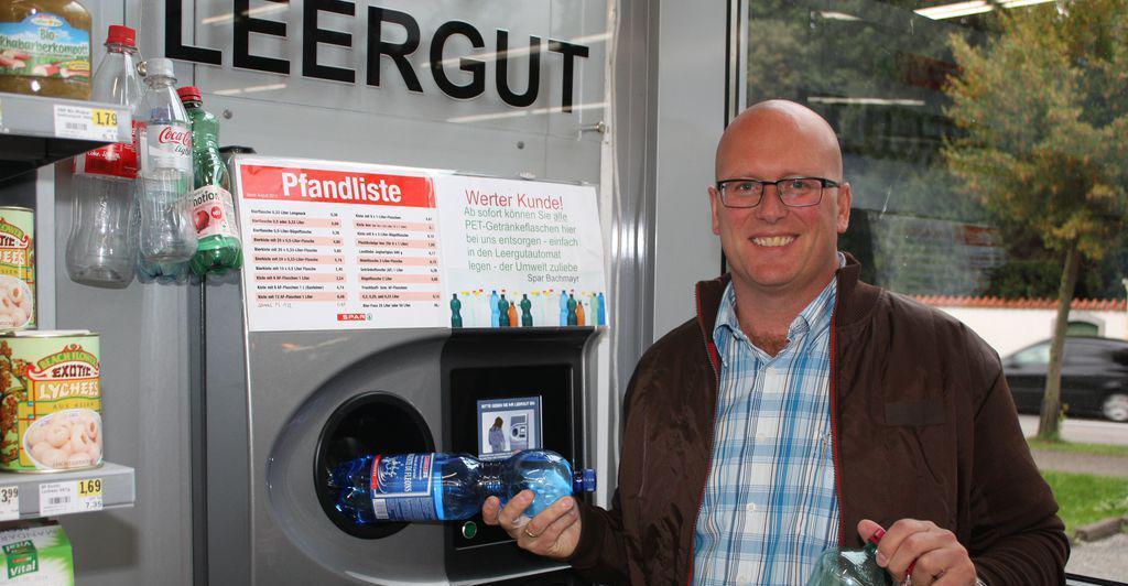 Der Umwelt zuliebe: Leergutautomat bei Spar schluckt sogar PET-Flaschen ...