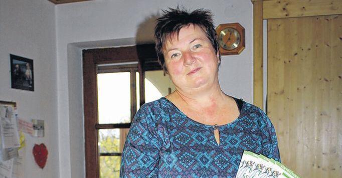 Anna Zauner: Die Wächterin der Gstanzl-Karten | Nachrichten.at