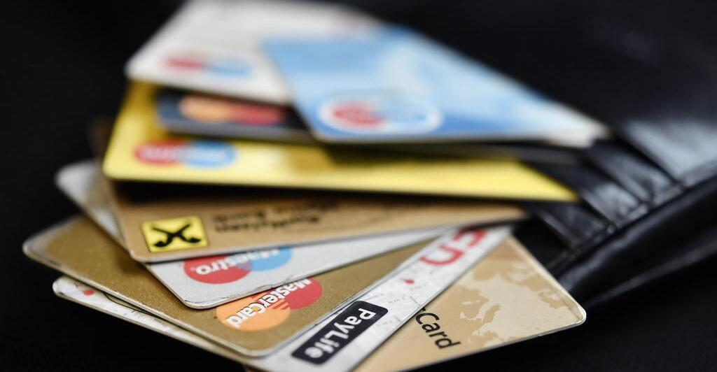 Zahlen Sie lieber bar oder mit Karte? | Nachrichten.at