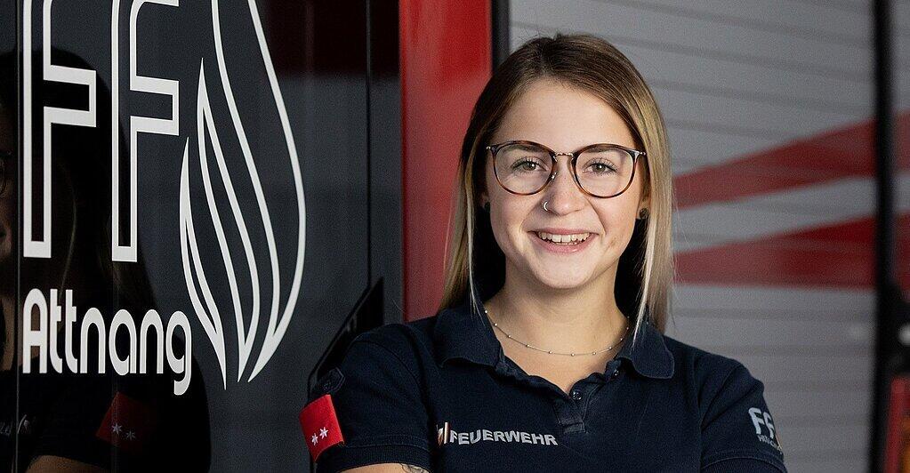 Lisa Schaffner: Am Steuer des Einsatzfahrzeuges | Nachrichten.at
