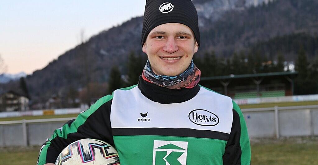 Trauer um Unterhaus-Fußballer: "Er hätte gewollt, dass wir spielen ...