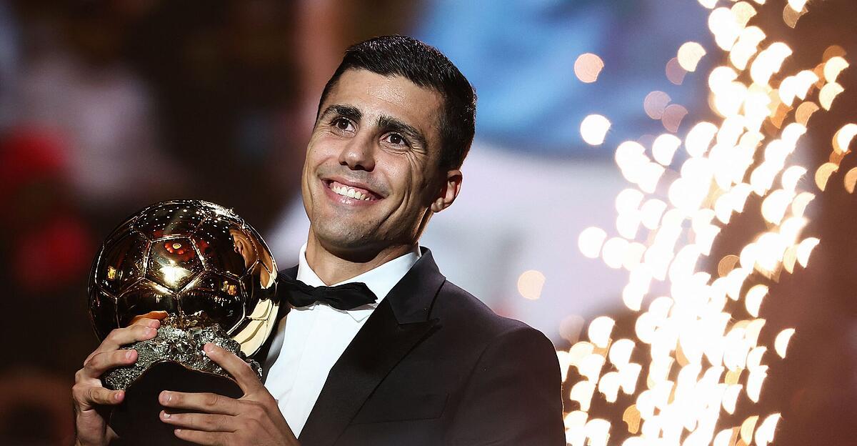 Spaniens Europameister Rodri gewann erstmals den Ballon d'Or ...