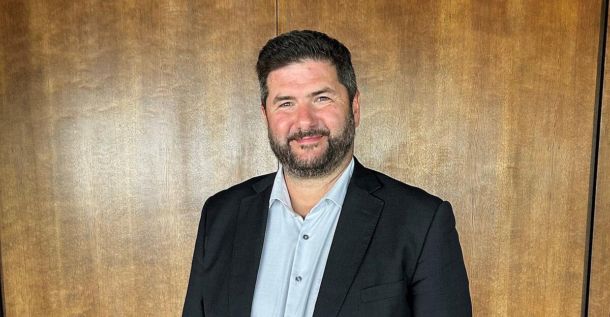 Wolfgang Scheibner: Der Mann hinter der Klangwolke | Nachrichten.at