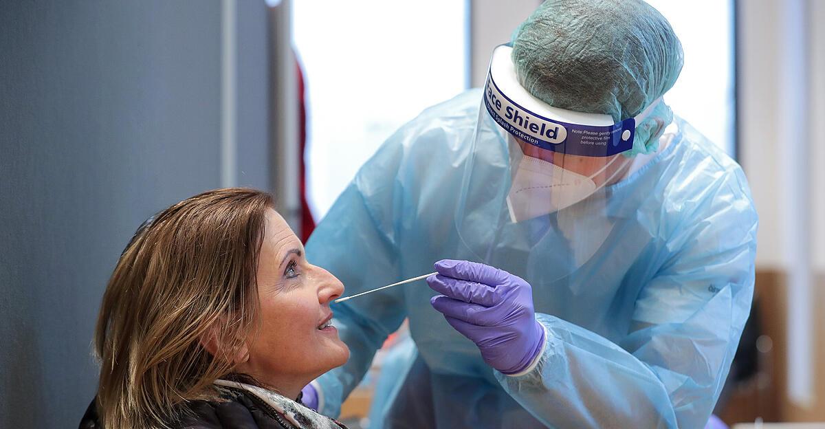 Corona - 19.043 Neuinfektionen und 52 Todesfälle | Nachrichten.at