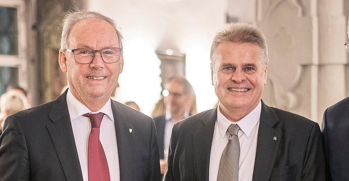 Höchste Auszeichnungen der Stadt für Gerald Hackl und Gunter Mayrhofer ...