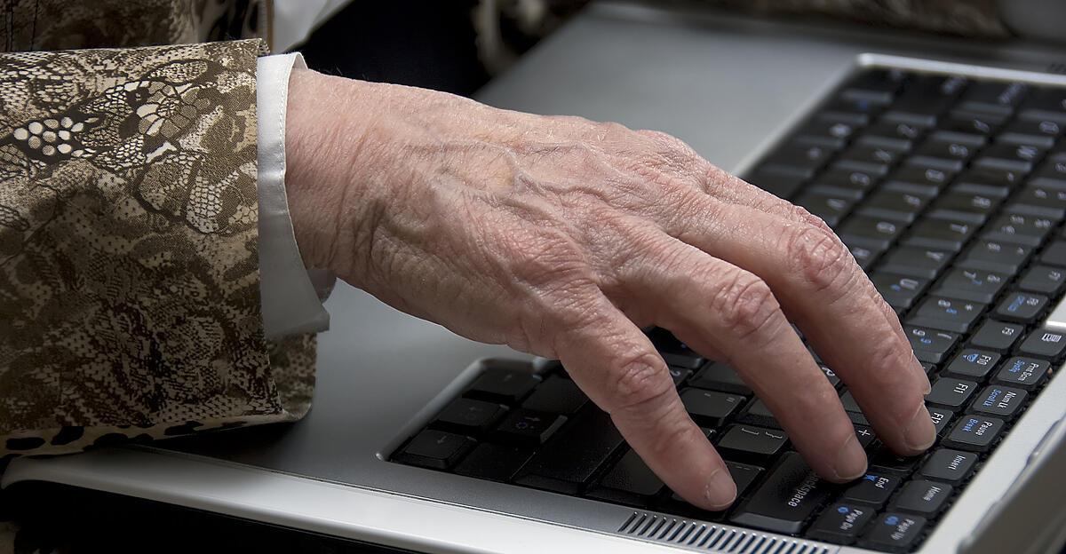 Oma lernte mit 92 Jahren Lesen und Schreiben