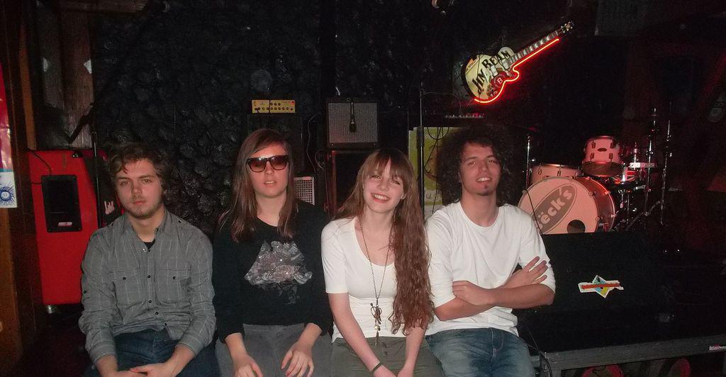 Ciara Moser hat mit neuer Band jetzt ein Heimspiel | Nachrichten.at