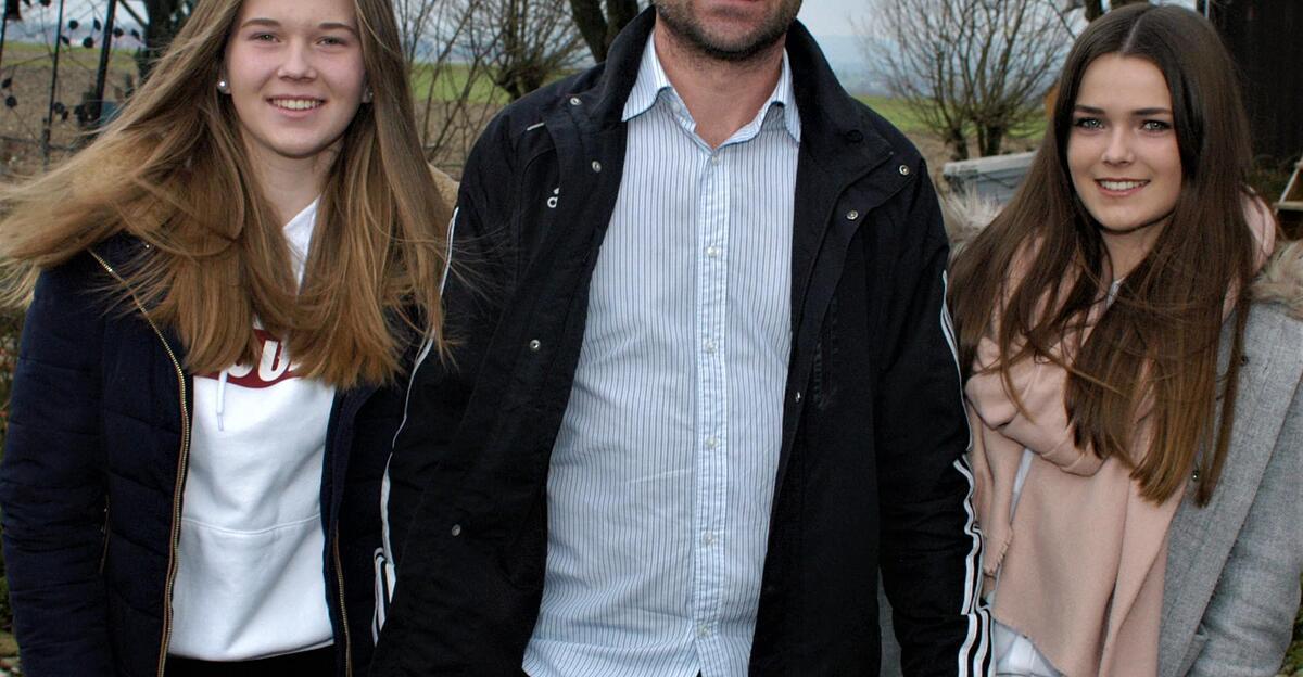 Frauenfußball Felber auf Nina Aigners Spuren? | Nachrichten.at