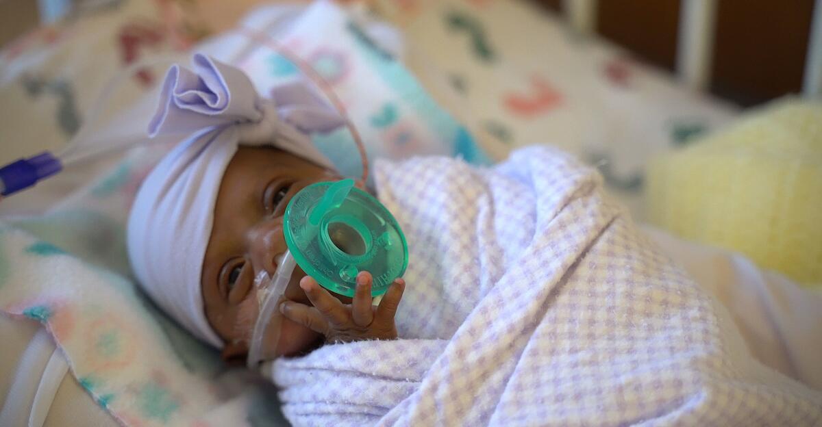 Baby Saybie wog bei Geburt nur 245 Gramm | Nachrichten.at