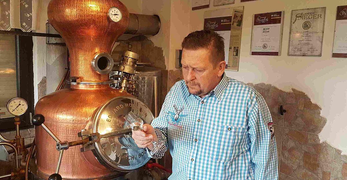 Die Schnapsbrenner aus Leidenschaft | Nachrichten.at