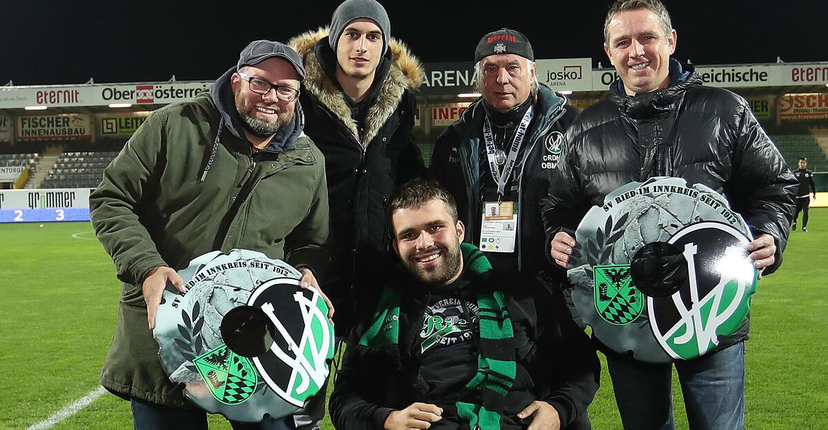 Lukas Strasser: Er ist für die Kicker der SV Ried ein Vorbild ...