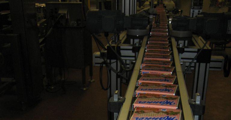 Manner konzentriert Produktion in Wien: Fabrik in Perg vor Schließung ...