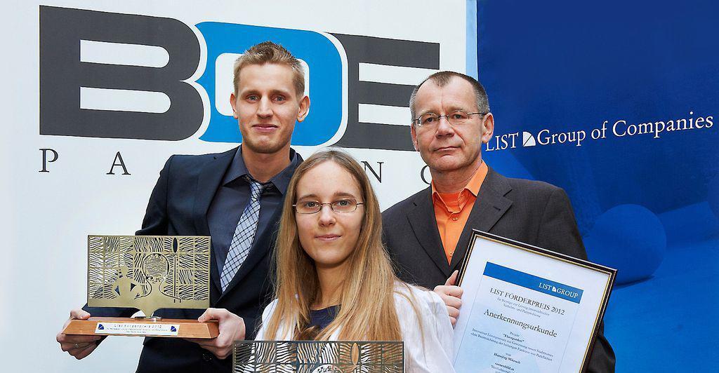 Welser FH-Studenten zeigen den schnellsten Weg zum Parkplatz ...